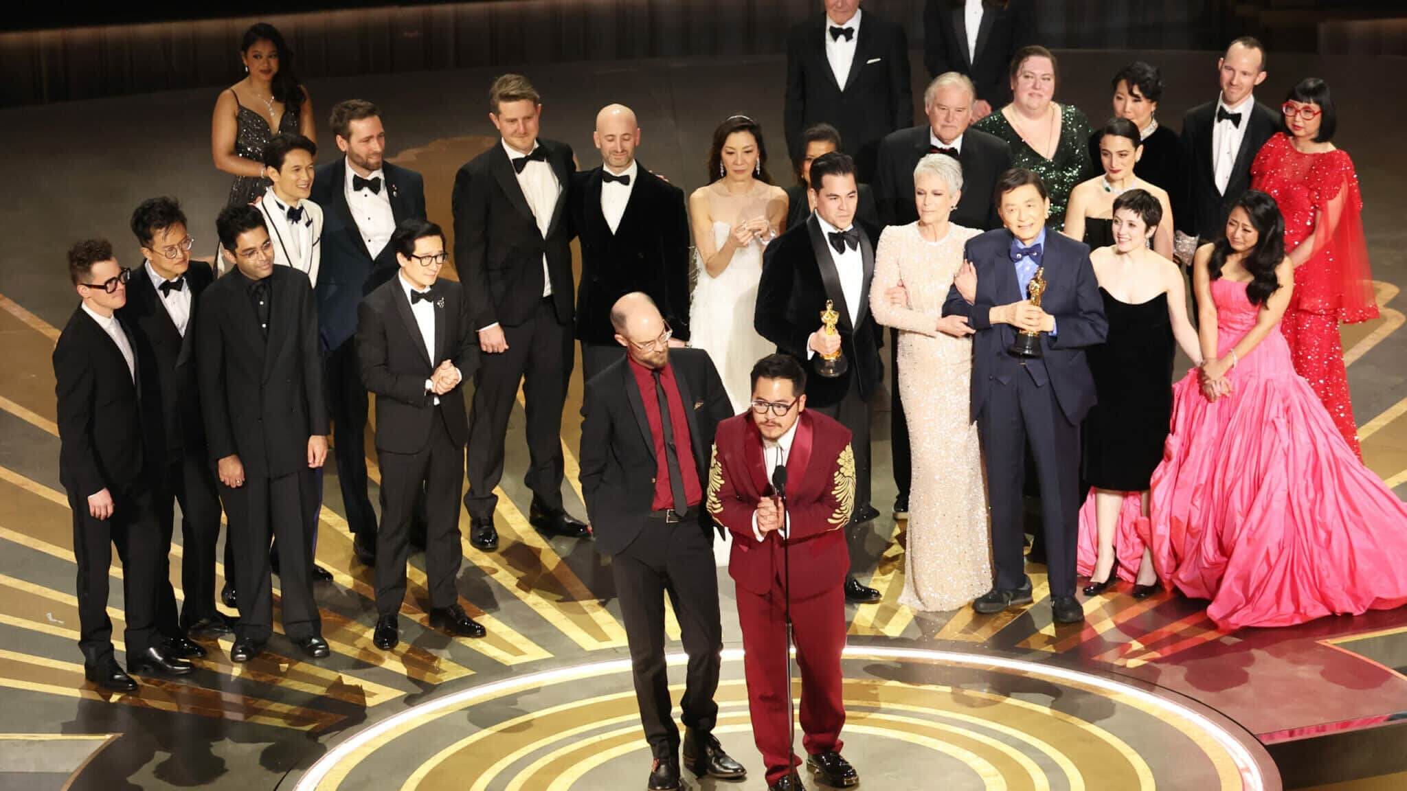 ‘Everything Everywhere All at Once’ Blows Away Oscars - A Complete List ...