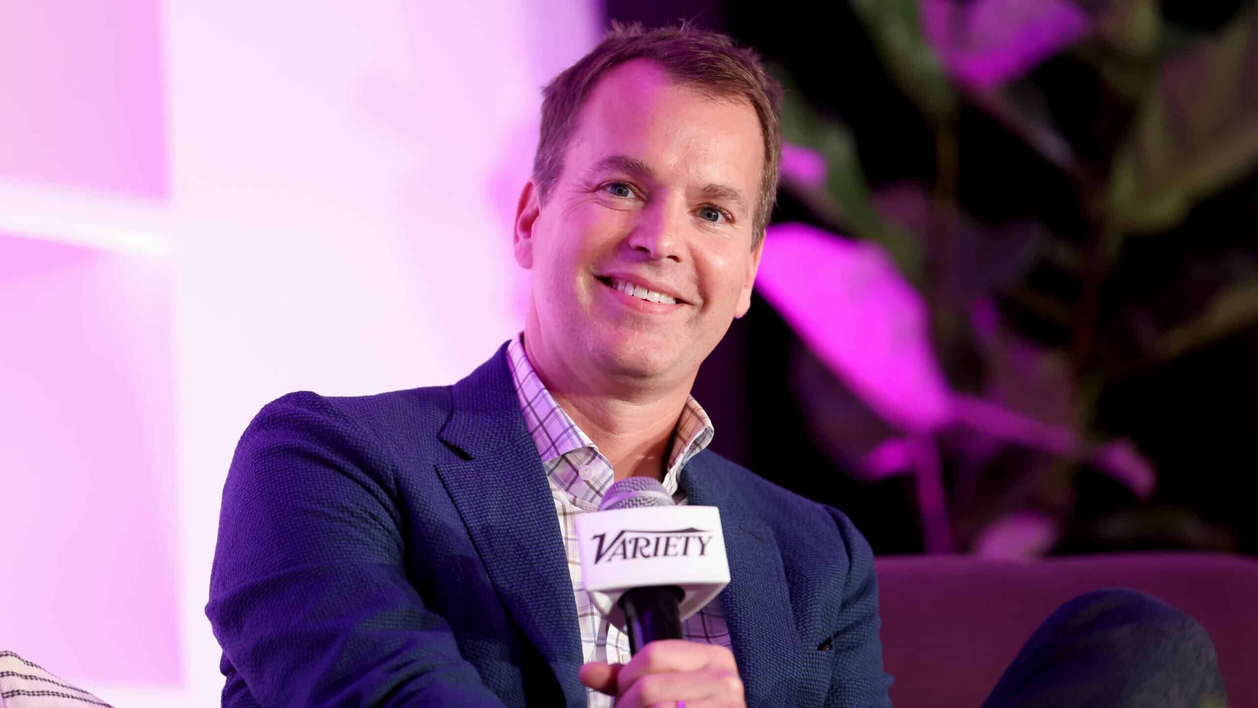 HBO and Max Chief Casey Bloys Apologizes For Trolling TV Critics Using ...