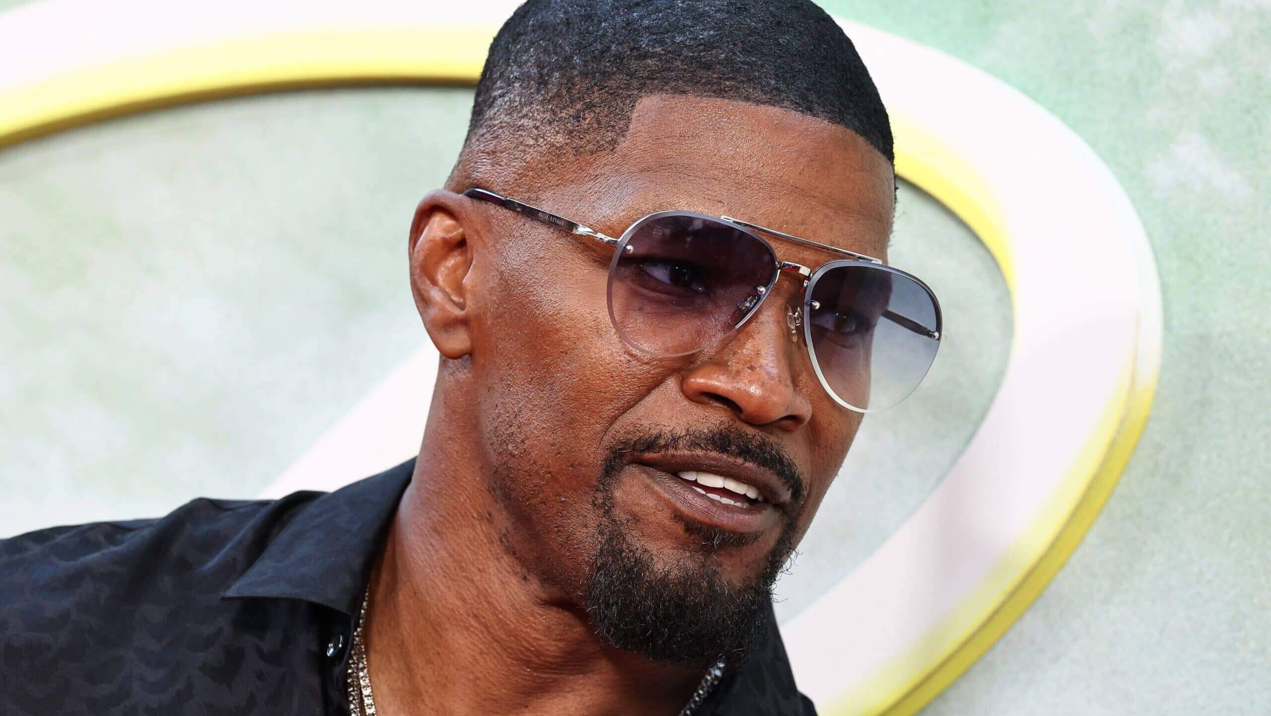 Jamie Foxx Reveals He Was in a Coma After Near-Death Experience in New ...